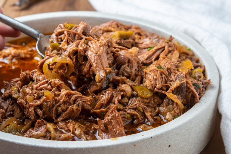 Cuban Ropa Vieja (Slow Cooker Shredded Beef) | The Frayed Apron